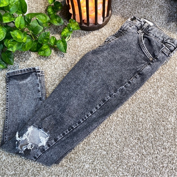 Topshop | Jeans | Top Shop Ripped Jamie Jeans | Poshmark
